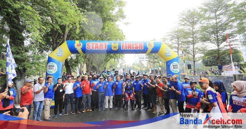 Chek Zainal Lepas Peserta Banda Aceh Trail Adventure 2022 - News Banda Aceh